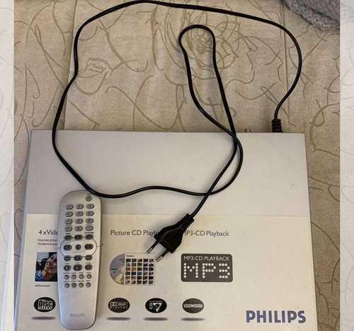 DVD плеер Philips DVP-520/04