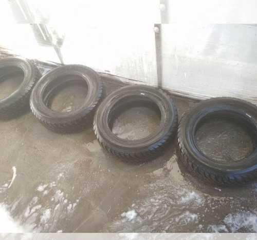 Sava Eskimo Stud 185/65 R15 88T
