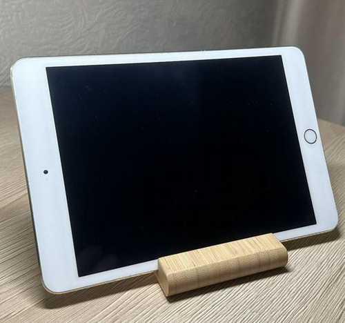 iPad mini 4 64gb