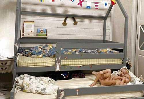 Детская кровать с выдвижным механизмом 2х местная