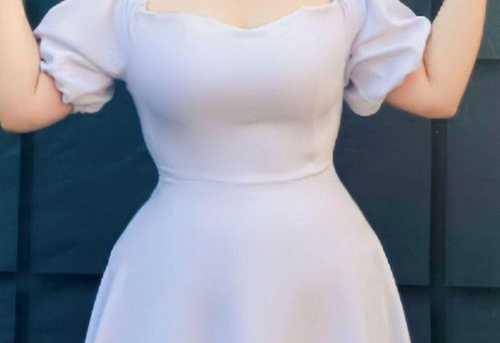 Белое платье с корсетом