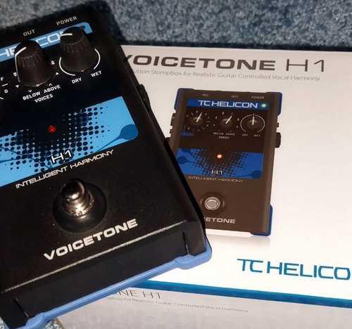 Вокальный гармонайзер TC helicon VoiceTone H1