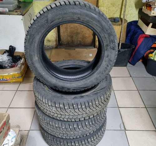 Ridge Runner RV Radial II 205/55 R16 180R