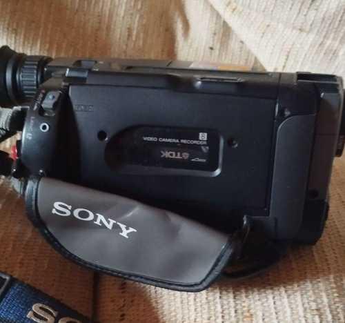 Видеокамера sony handycam