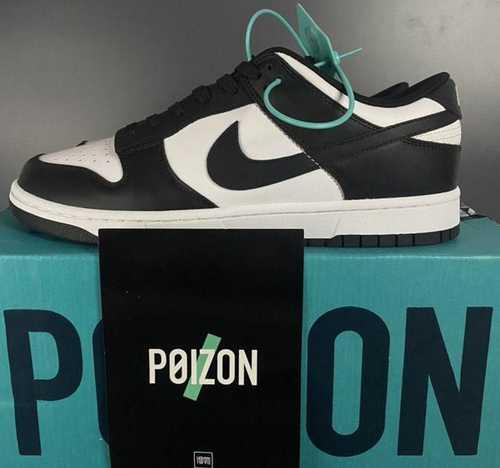 Nike Dunk low black white panda