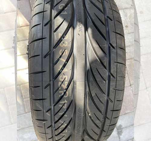 Hankook Ventus V12 Evo K110 235/45 R17