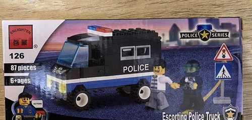 Lego city полицейский фургон