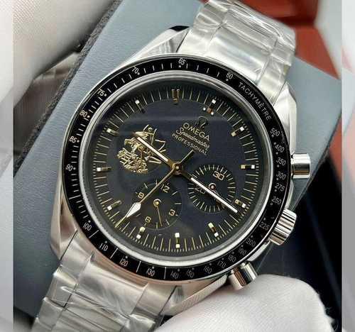 Мужские механические часы Omega серый с золотом