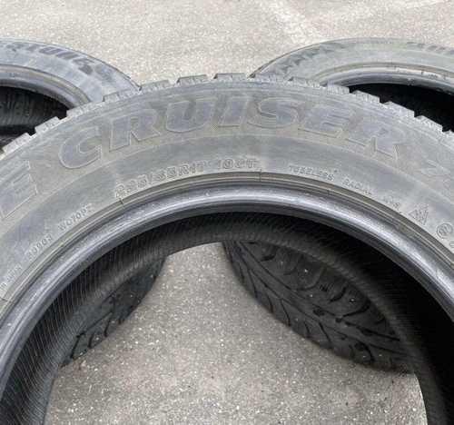 Bridgestone Ice Cruiser 7000 225/65 R17