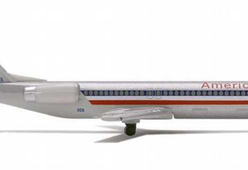 509329 Самолет American Airlines Fokker 100 1:500