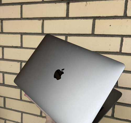 Apple MacBook Pro 13 2021 i7 16/1Tb