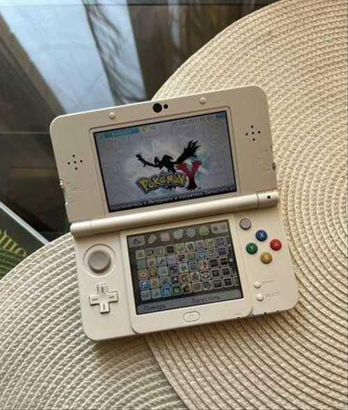 Прошитая New Nintendo 3DS White + 32 Gb + 100 игр