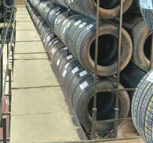 Dunlop Grandtrek Ice 02 235/65 R17 103L