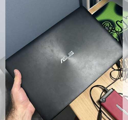 Ноутбук asus