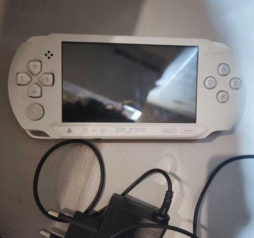 Игровая приставка sony psp -E1008