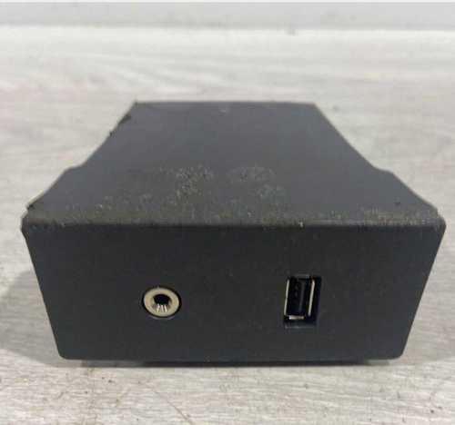 Разъем AUX+USB Ford Focus 3 (14-19) хэтчбек 1.6L