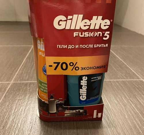 Косметический набор для мужчин Gillette новое