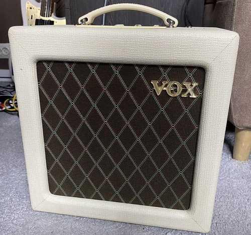 Гитарный комбоусилитель Vox AC4TV