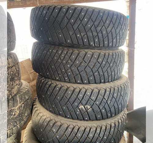 Goodyear UltraGrip Arctic 2 195/65 R15