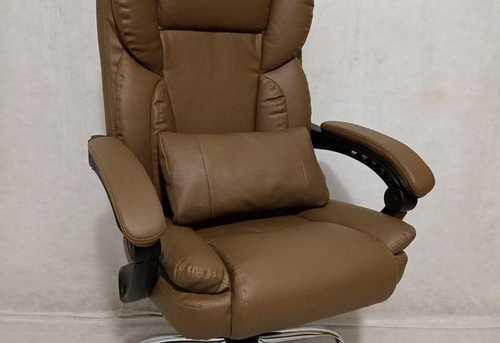 Компьютерное кресло руководителя с подушкой. Новое