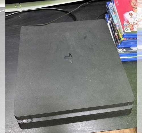 Sony playstation 4 slim