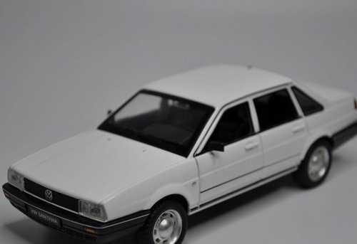 Модель авто Volkswagen Santana 1984 металл