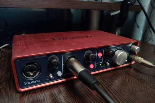 Focusrite Scarlett 2i4