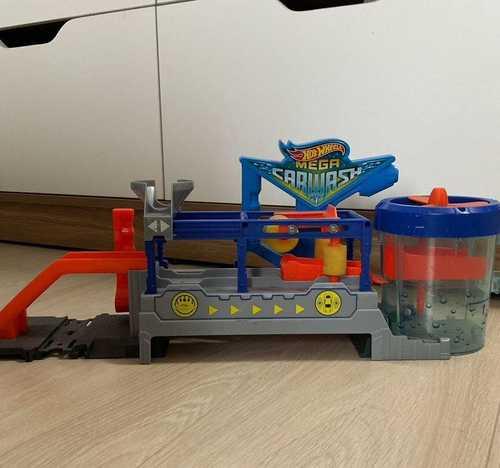 Hot wheels трек автомойка