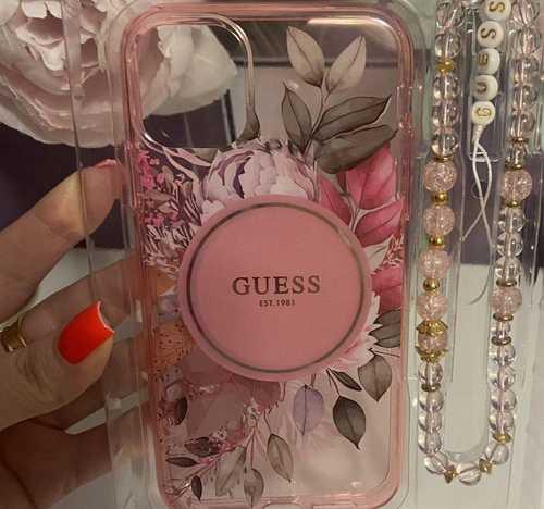 Чехол на iPhone 11 guess