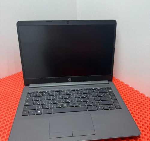 Ноутбук HP 245 G8 43W89EA