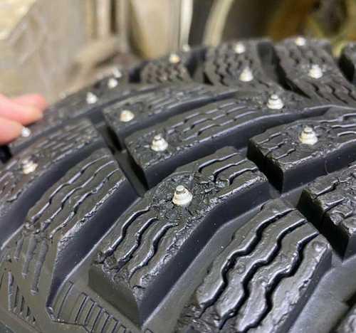 Michelin X-Ice North 4 185/65 R15