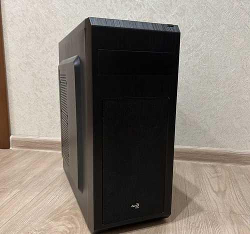 Корпус пк AeroCool SI-5101