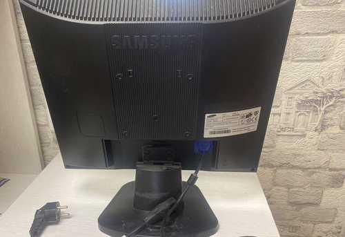 Продаётся монитор Samsung 71ON S