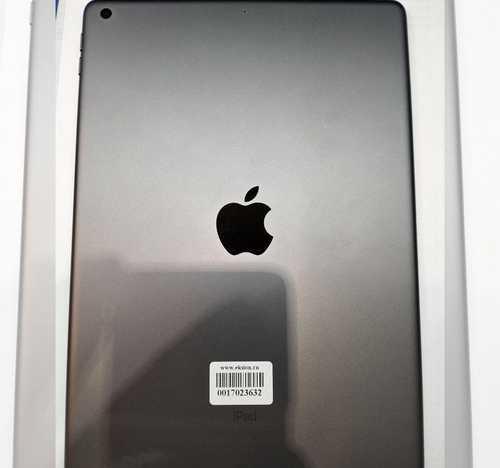 Планшет Apple iPad 8 2020 32Gb