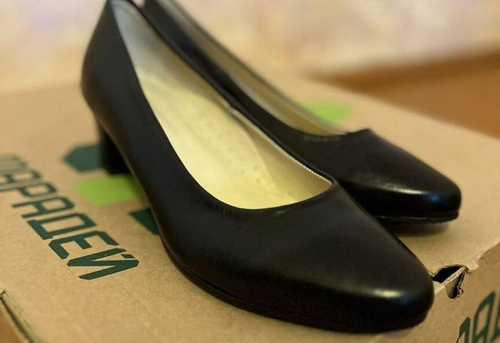Туфли уставные женские 38 размер