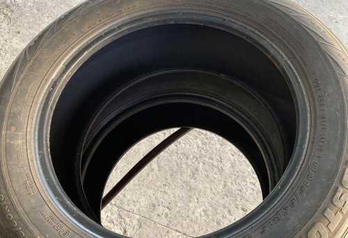 Roadstone N'Fera AU5 215/60 R16