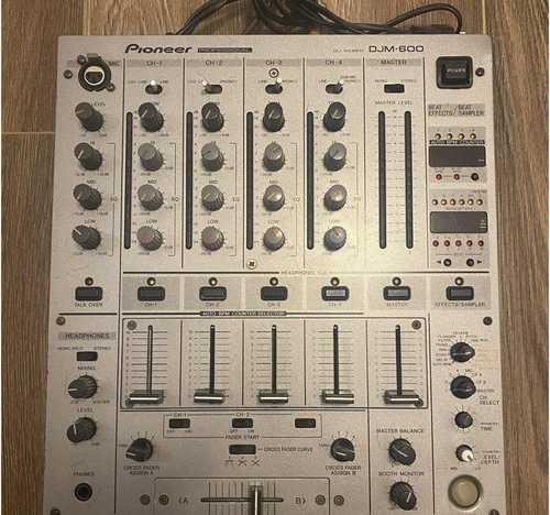 Аналоговый пульт pioneer djm-600