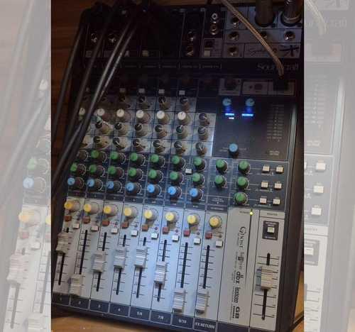 Микшерный пульт Soundcraft Signature 10