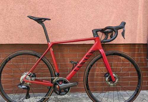 Canyon ultimate CF SL 8 Disc Di2 12sp + powermetr