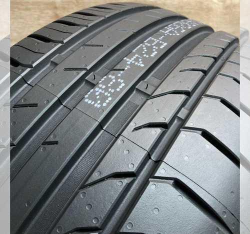 Westlake Zuper Eco Z-107 225/40 R18 93Y