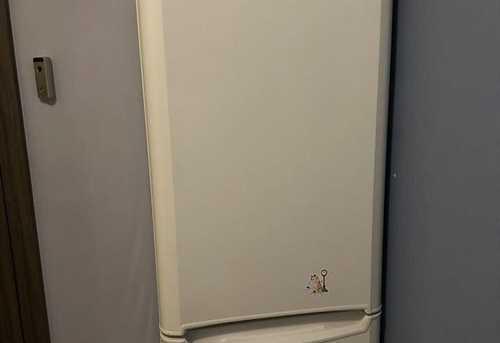 Холодильник indesit bh 20