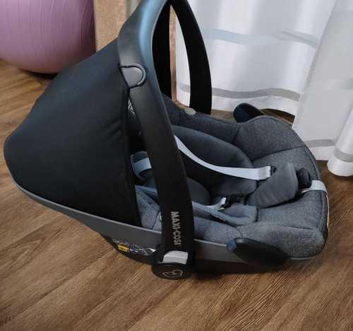 Автолюлька maxi cosi pebble pro i-size