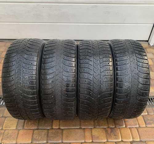 Bridgestone Ice Cruiser 5000 225/55 R16 95T