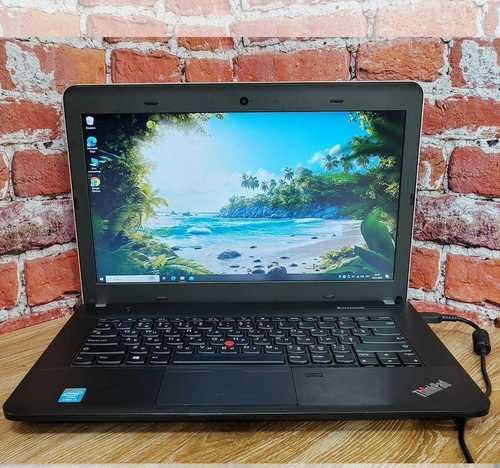 Ноутбук Lenovo Core i5 4200M/8Gb/SSD/14"Экран