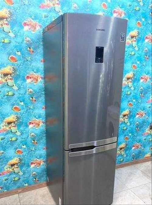 Холодильники б/у серые, 2 м, маленькие, средние