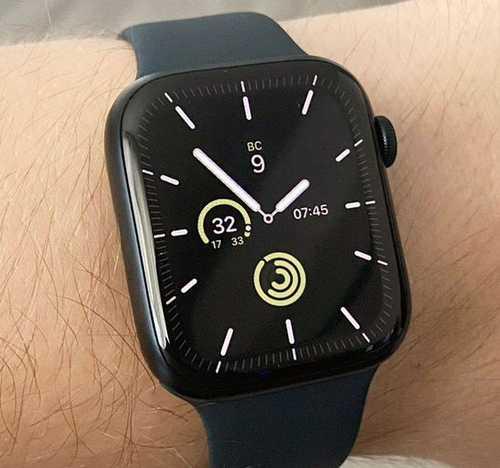 Смарт-часы Apple Watch SE 2023 44mm