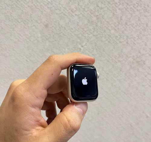 Смарт-часы Apple Watch SE 2022 40mm
