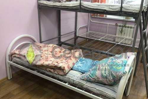 Металлические кровати для рабочих