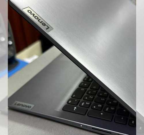 Ноутбук Lenovo IdeaPad 3 15itls