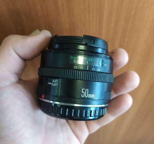 Объектив canon EF 50mm f 1 8 первая версия,редки